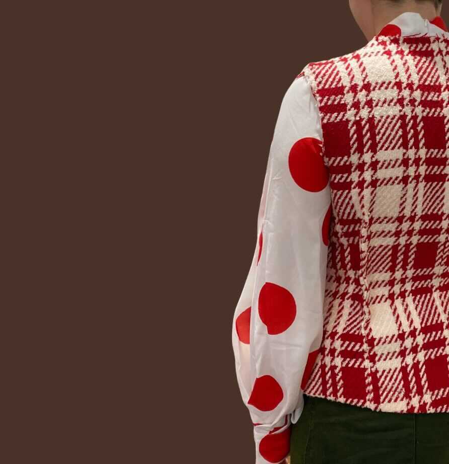 A Guide To Women’s Tailored Suits – RJB Design